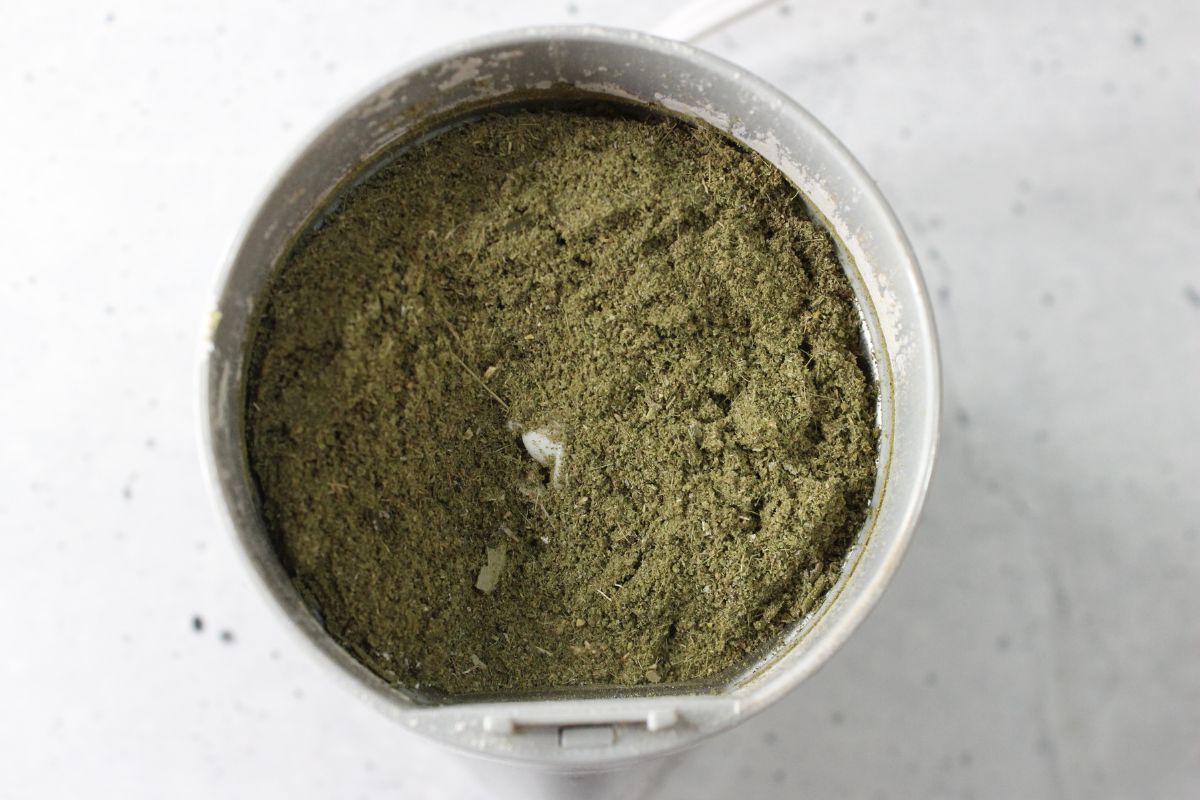 Easy Homemade DIY Eucalyptus Bath Salts Recipe - An Off Grid Life