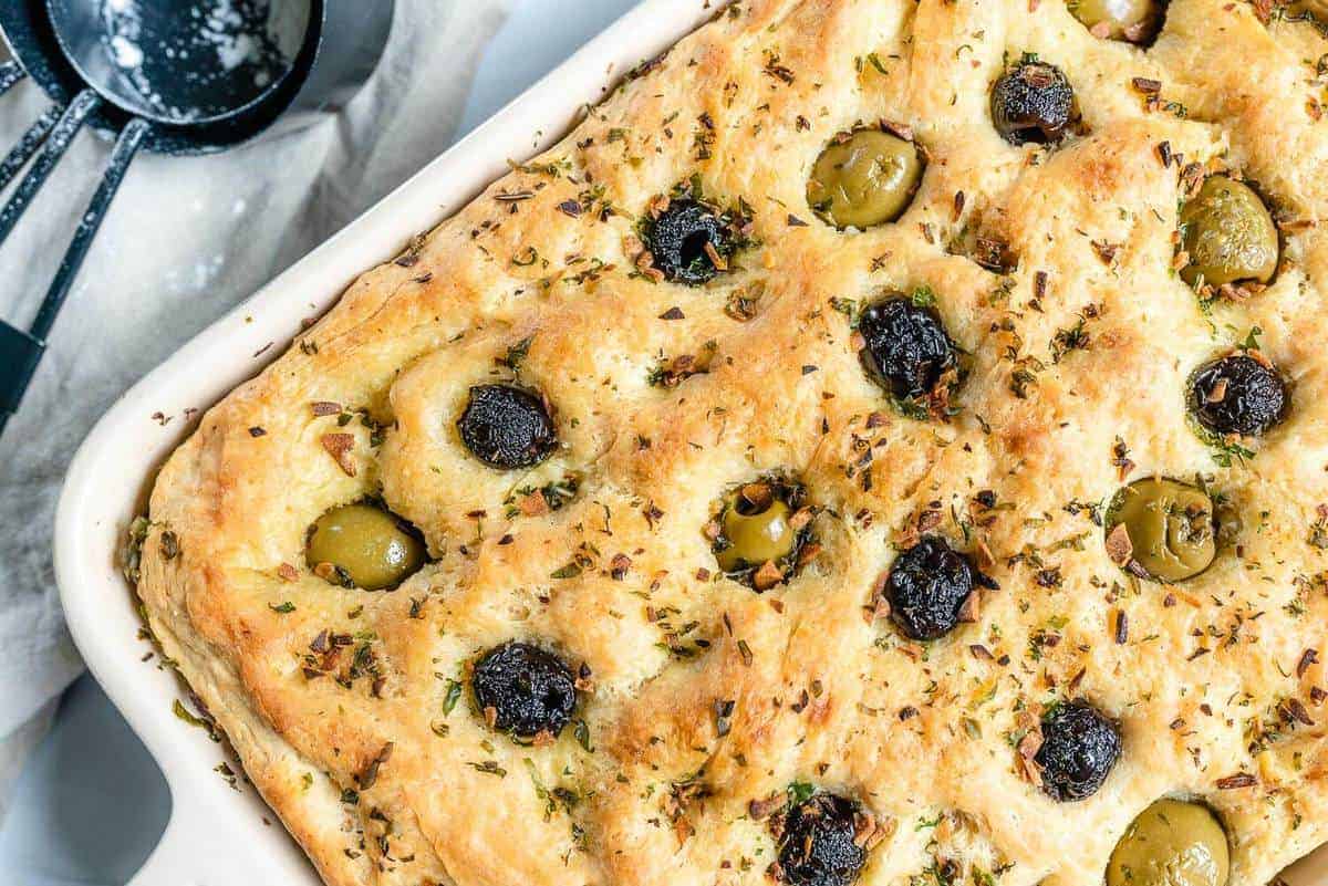 51 Easy Homemade Fall Bread Recipes to Make This Autumn - An Off Grid Life