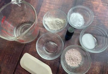 Homemade Calamine Lotion - An Off Grid Life