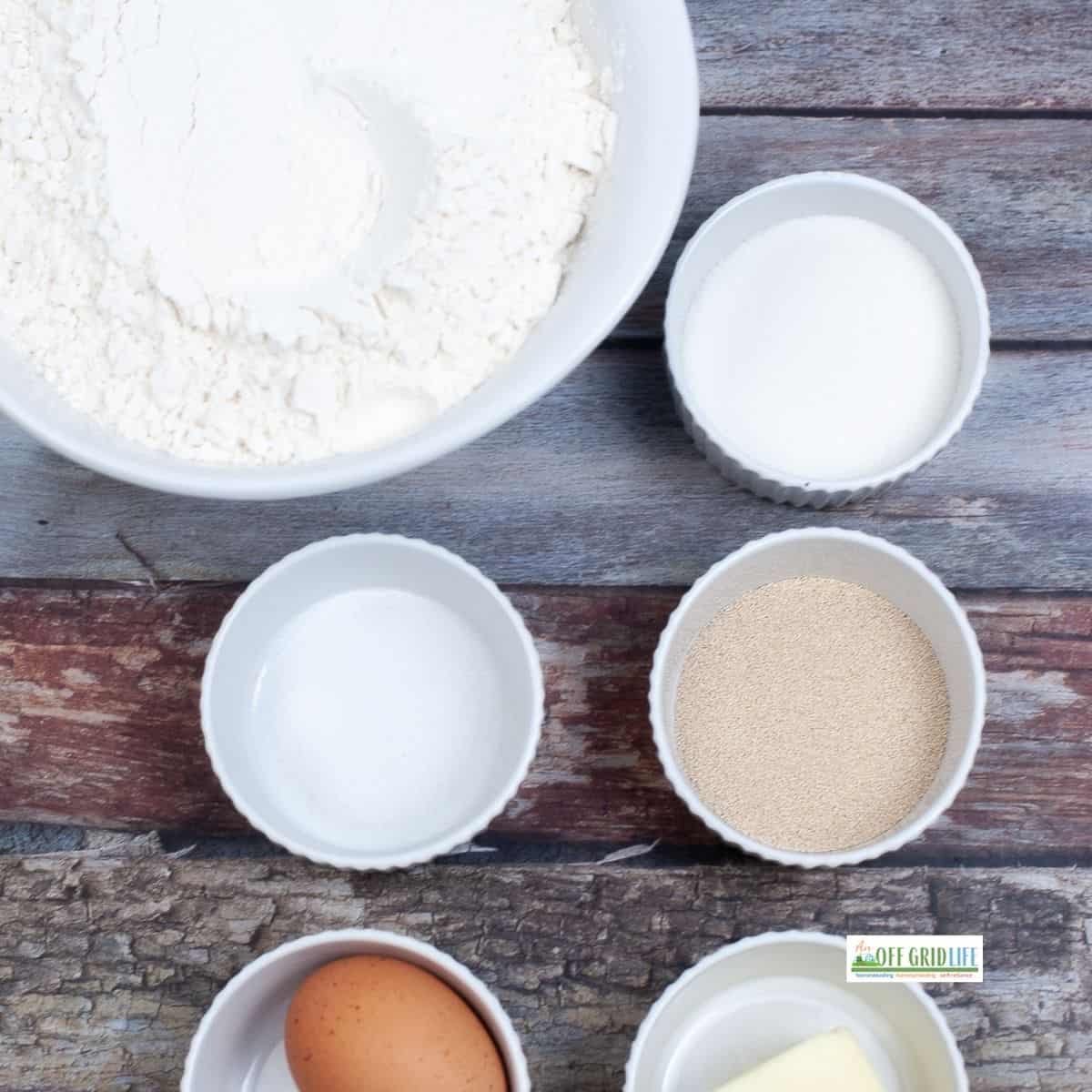 Easy Homemade Dinner Rolls Recipe - An Off Grid Life