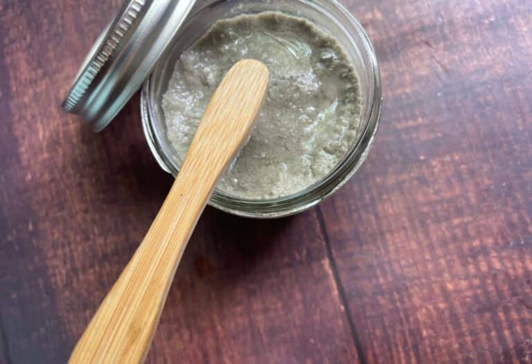 DIY Recipe: How to Make Your Own Homemade Toothpaste - An Off Grid Life