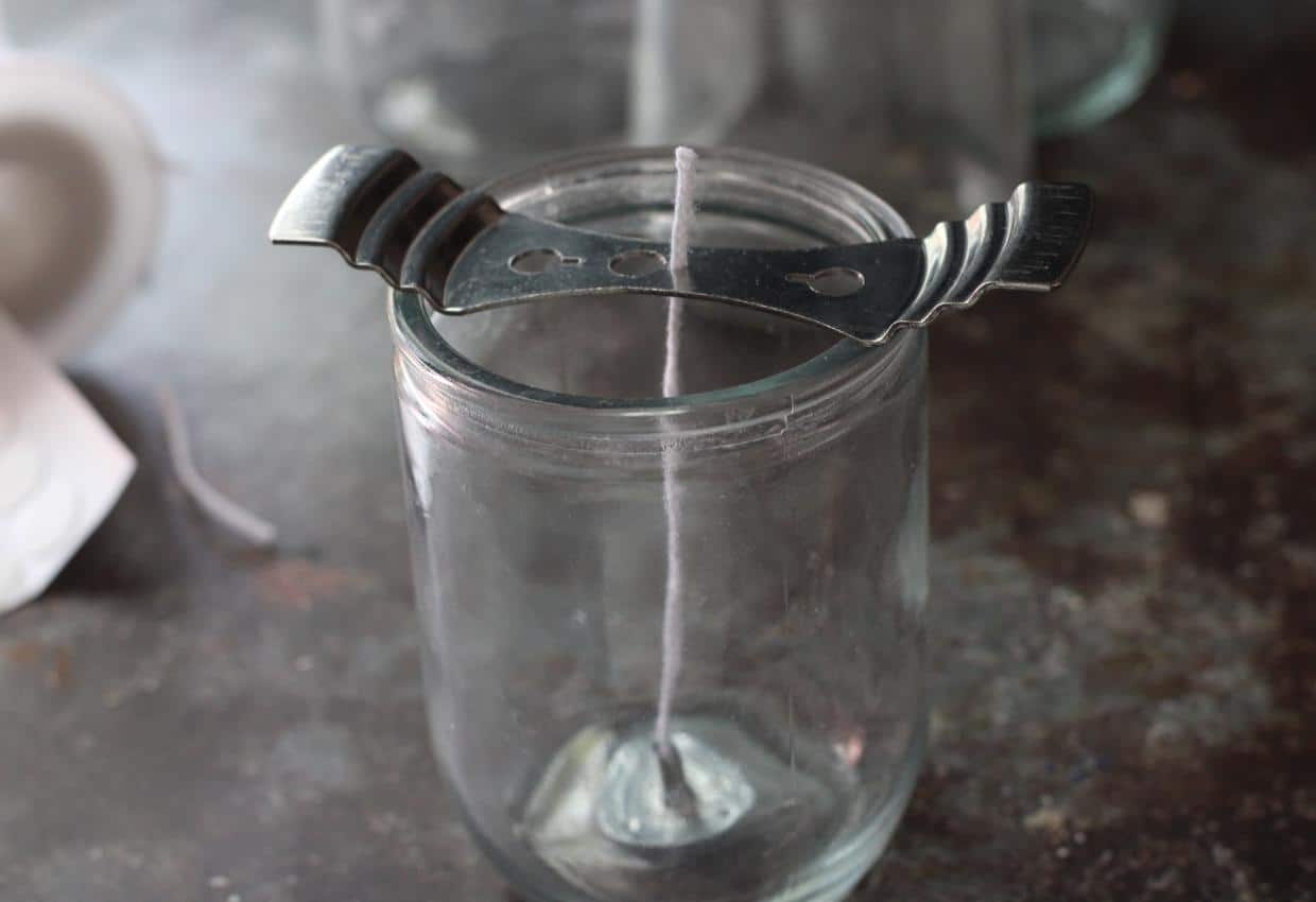 How to Make the Best DIY Emergency Candles - An Off Grid Life